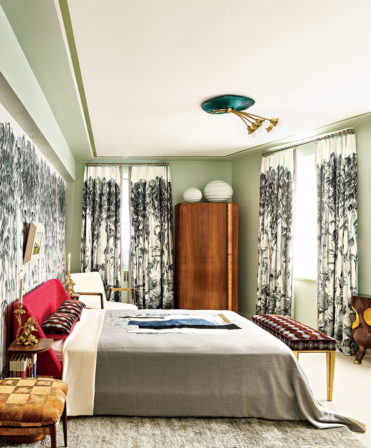 Tour a Designer’s ‘Interwar Technicolor Dream House’