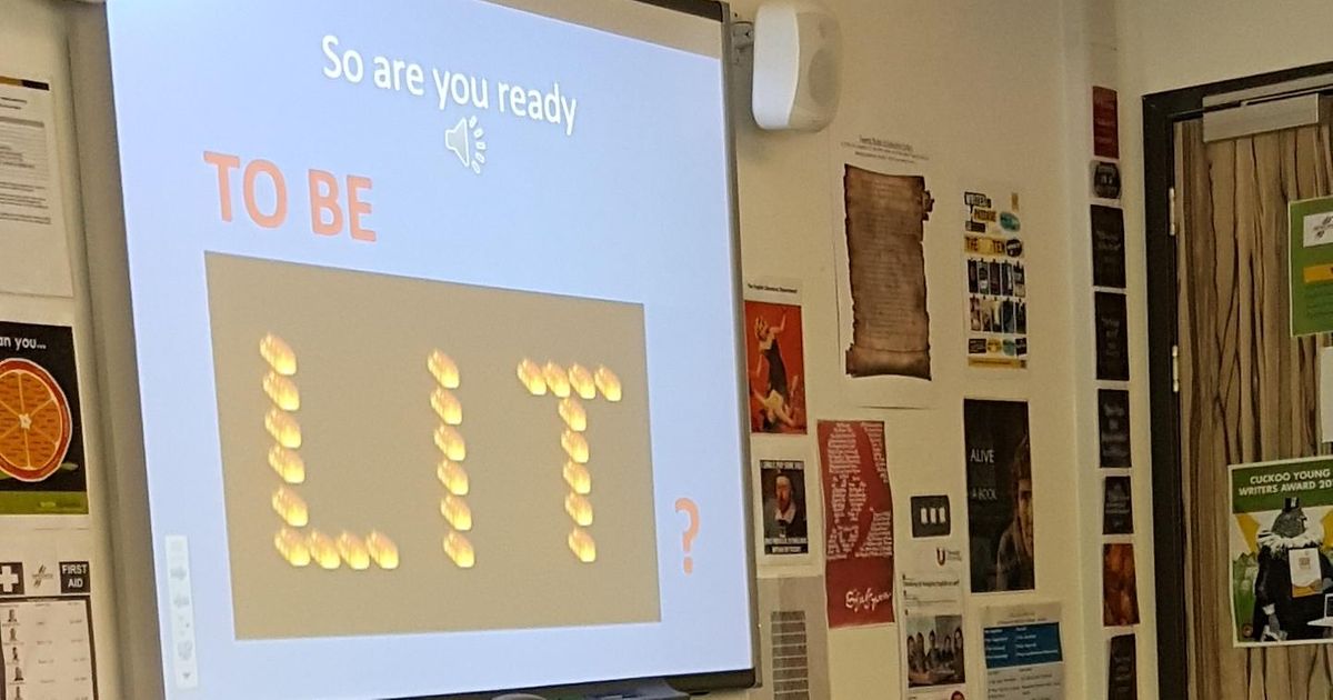 English Lit Teacher's Class Is Going to Be "Lit"