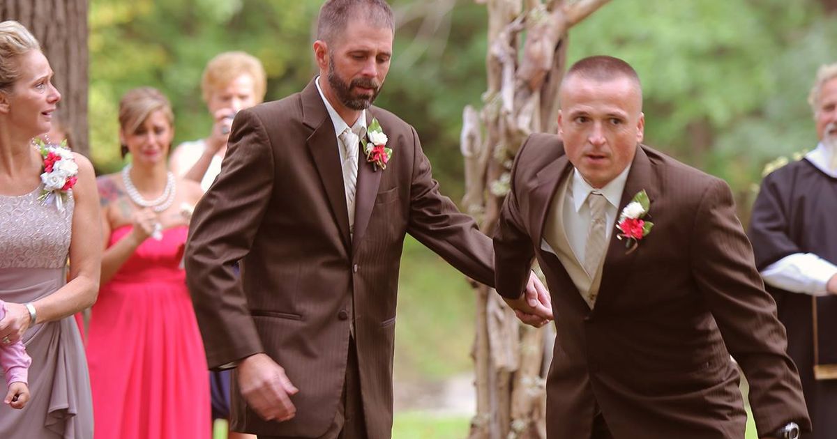 Heartwarming Viral Wedding Photos Cause Heartbreak