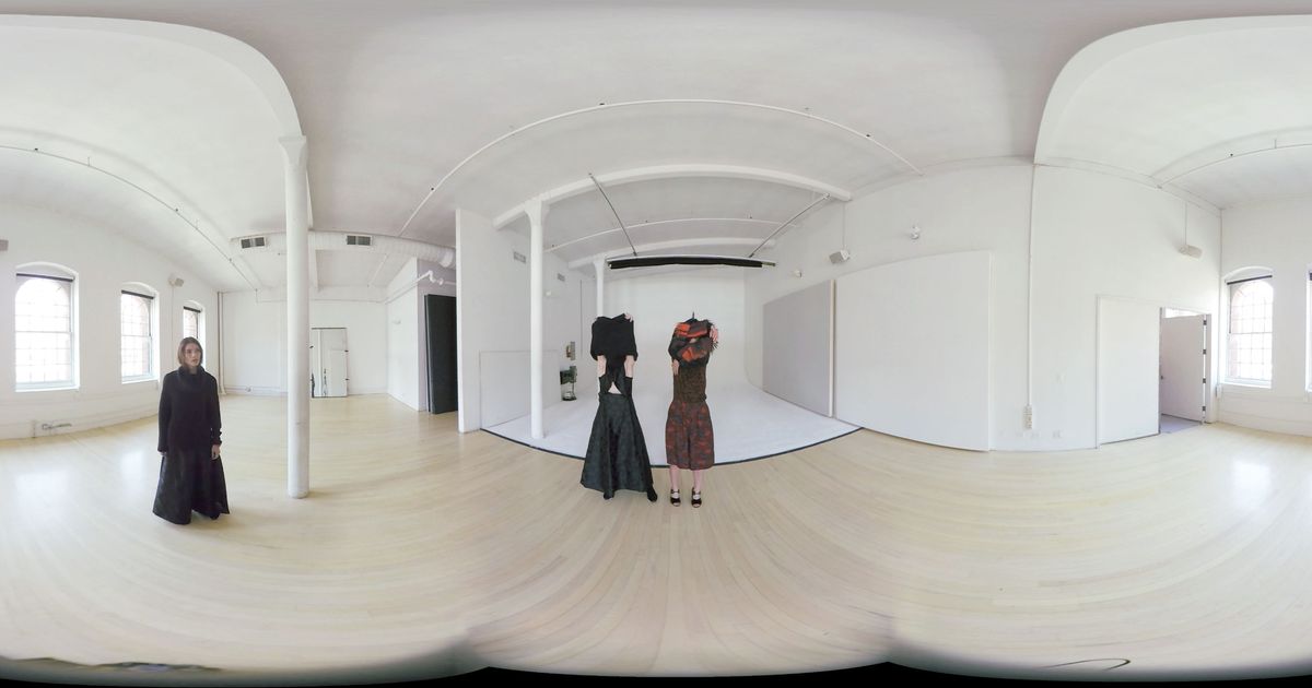 Inside the First Virtual-Reality Fashion Shoot