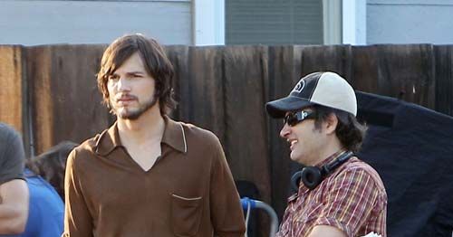 See More Photos From the Set of Jobs
