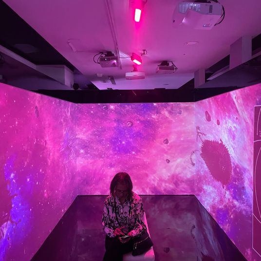 Design Hunting With Wendy Goodman - A Look at Furniture and Landscape ...