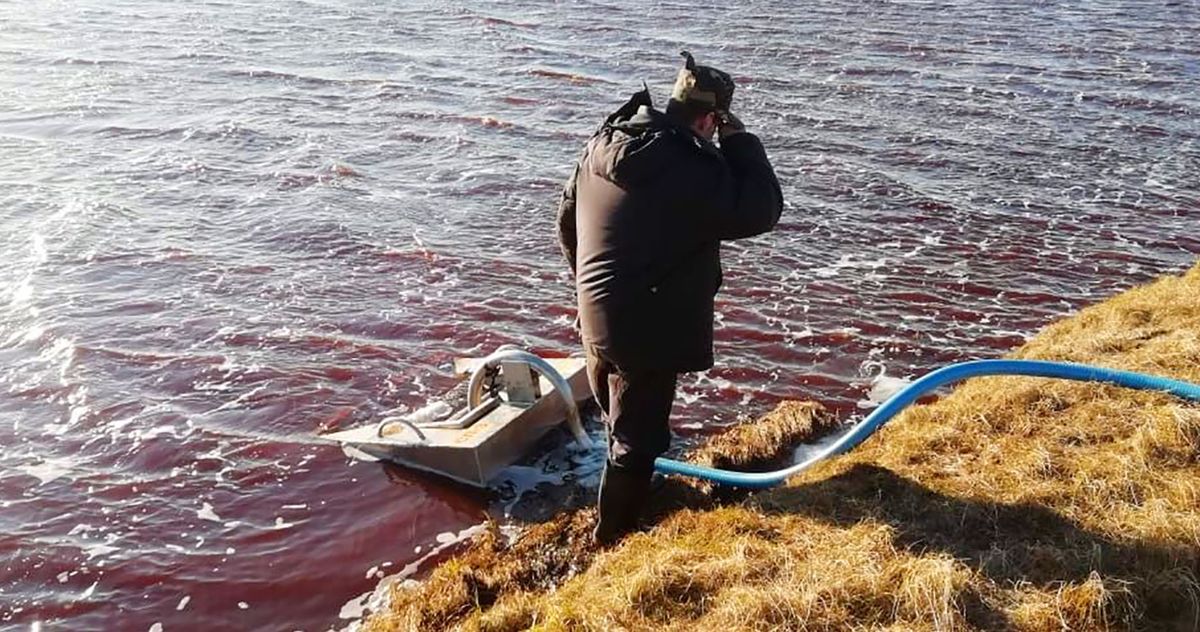 Arctic Circle Oil Spill Creates State Of Emergency In Russia arctic-circle-oil-spill-creates-state-of-emergency-in-russia