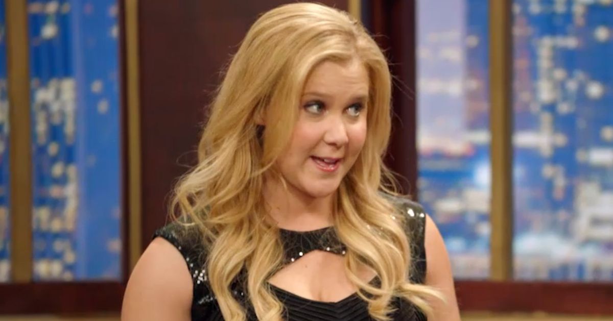 Amy Schumer’s Winning Formula for Late-Night Talk Show Interviews