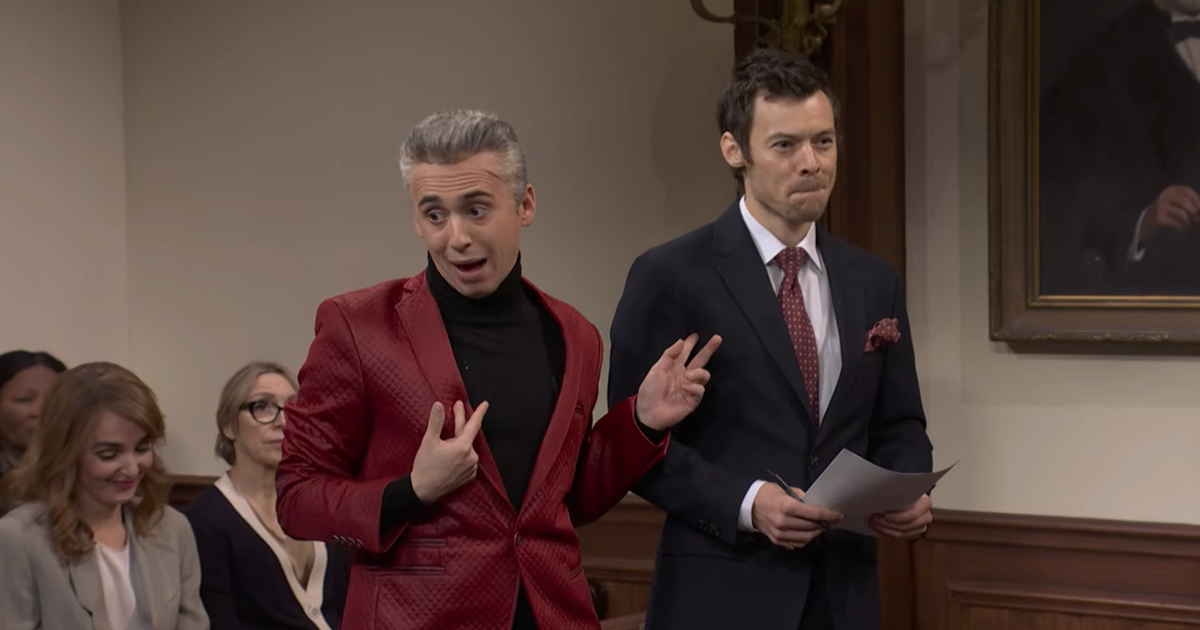 Sebastian Maniscalco Hijacks Saturday Night Live With a Completely ...