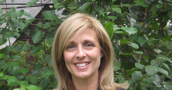 Husband Challenges Wife for State Assembly Seat