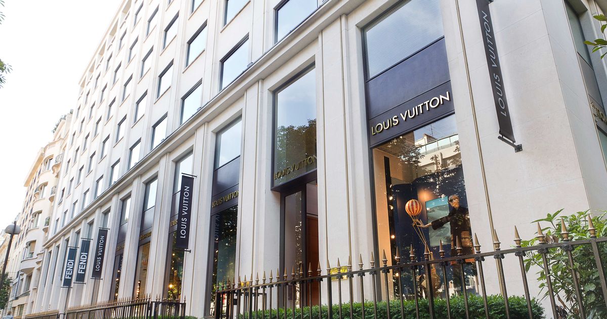 LVMH and Hermès Kiss and Make Up