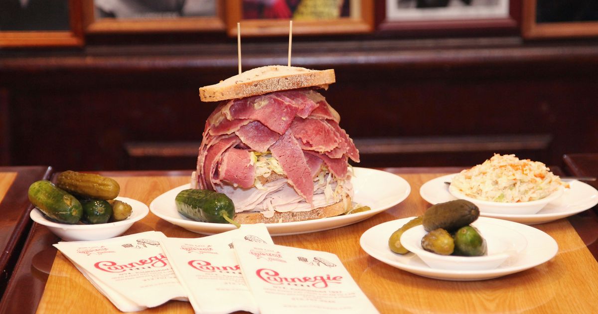 NYC's Iconic Carnegie Deli Will Close Forever