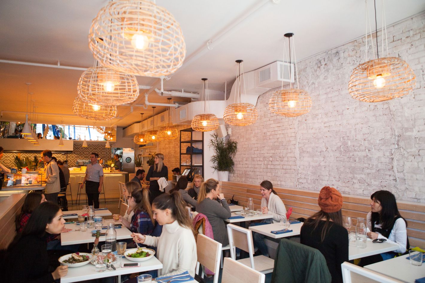 Tribeca’s Two Hands Restaurant & Bar Serves Burgers, Booze, and Plenty ...