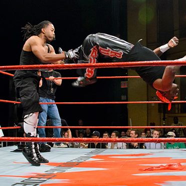 Vulture Goes Inside the UWF, the World’s First Hip-Hop Wrestling League ...