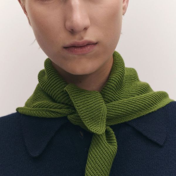 Why’s Everyone Tying a Scrap of Cashmere Around Their Neck? | The ...