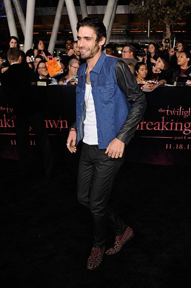 Slideshow: Twilight Premiere Looks