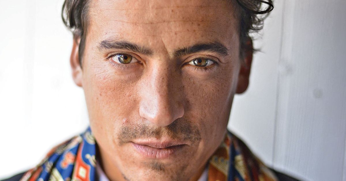 Om-ing by the Beach With Andrew Keegan, Former Teen Idol Turned ...