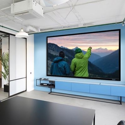 The 16 Best Projector Screens, According to the Experts | The Strategist