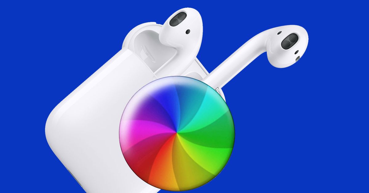 Apple's iPhone AirPods Available for Preorder