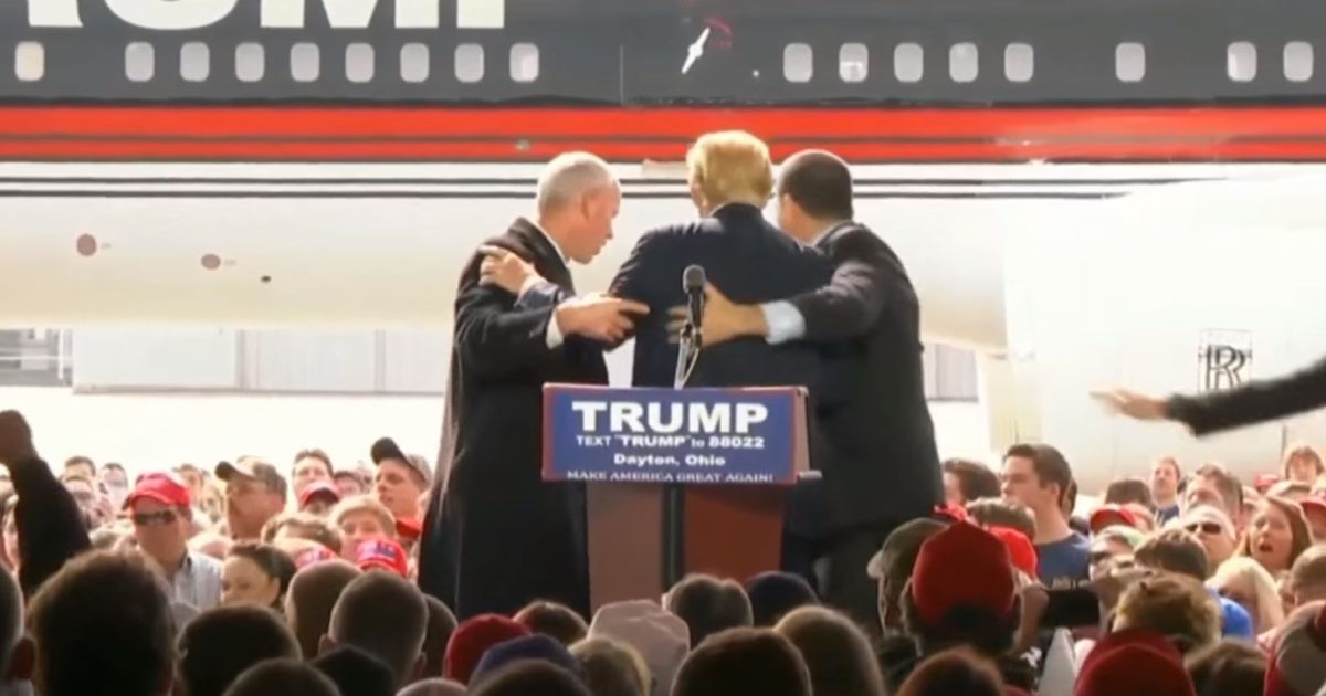 Secret Service Rushes to Protect Trump After Protester Attempts to ...