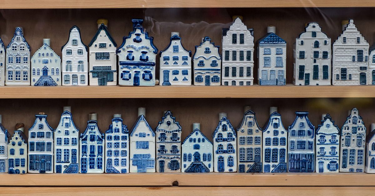 KLM’s Collectible Booze-Filled Figurines Are Business Genius