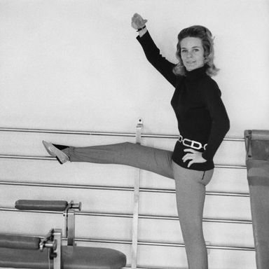 40 Vintage Ladies in Ye Olde Workout Gear