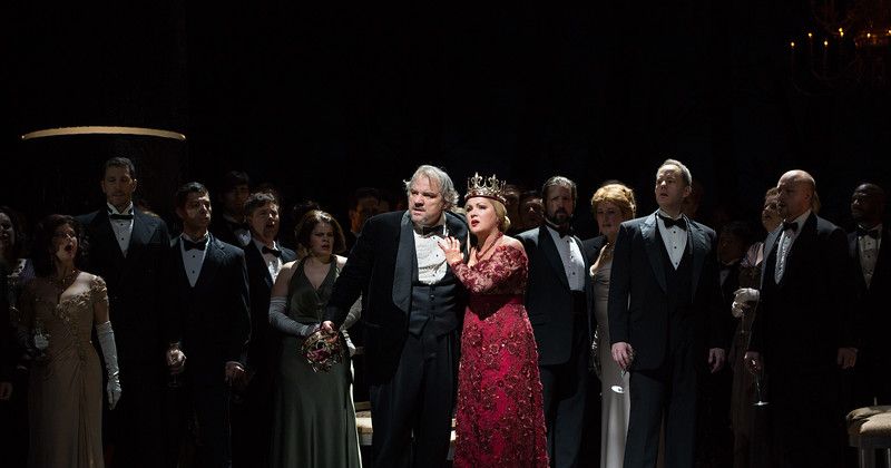 As the Met's Macbeth Opens, a Critic Asks: Does Opera Stardom Still Matter?
