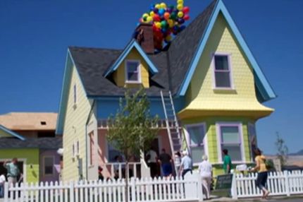 Take a Tour of the Painstakingly Re-created Up House - Clickable - Vulture