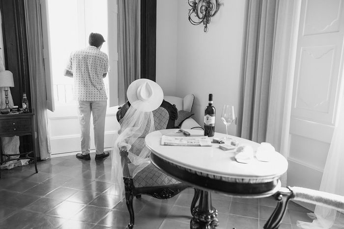 How an Attention-Averse Couple Gets Married