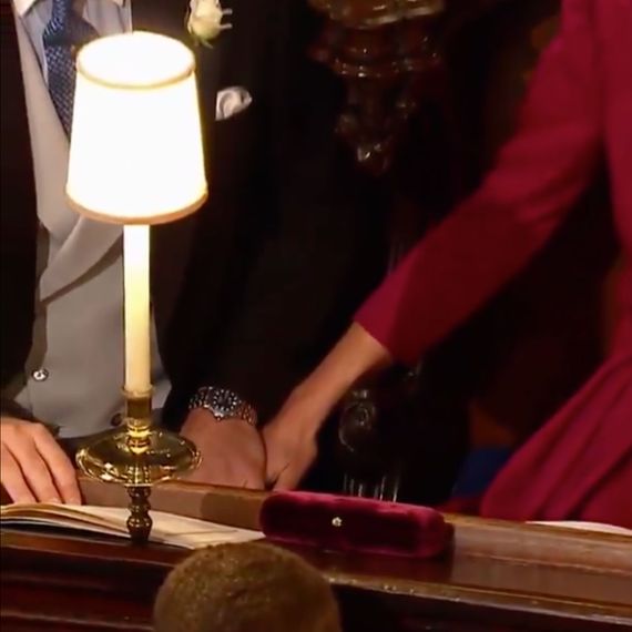 Kate Middleton and Prince William’s PDA at Royal Wedding