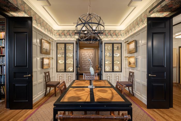 A Sutton Place Maisonette Designed by a Historian