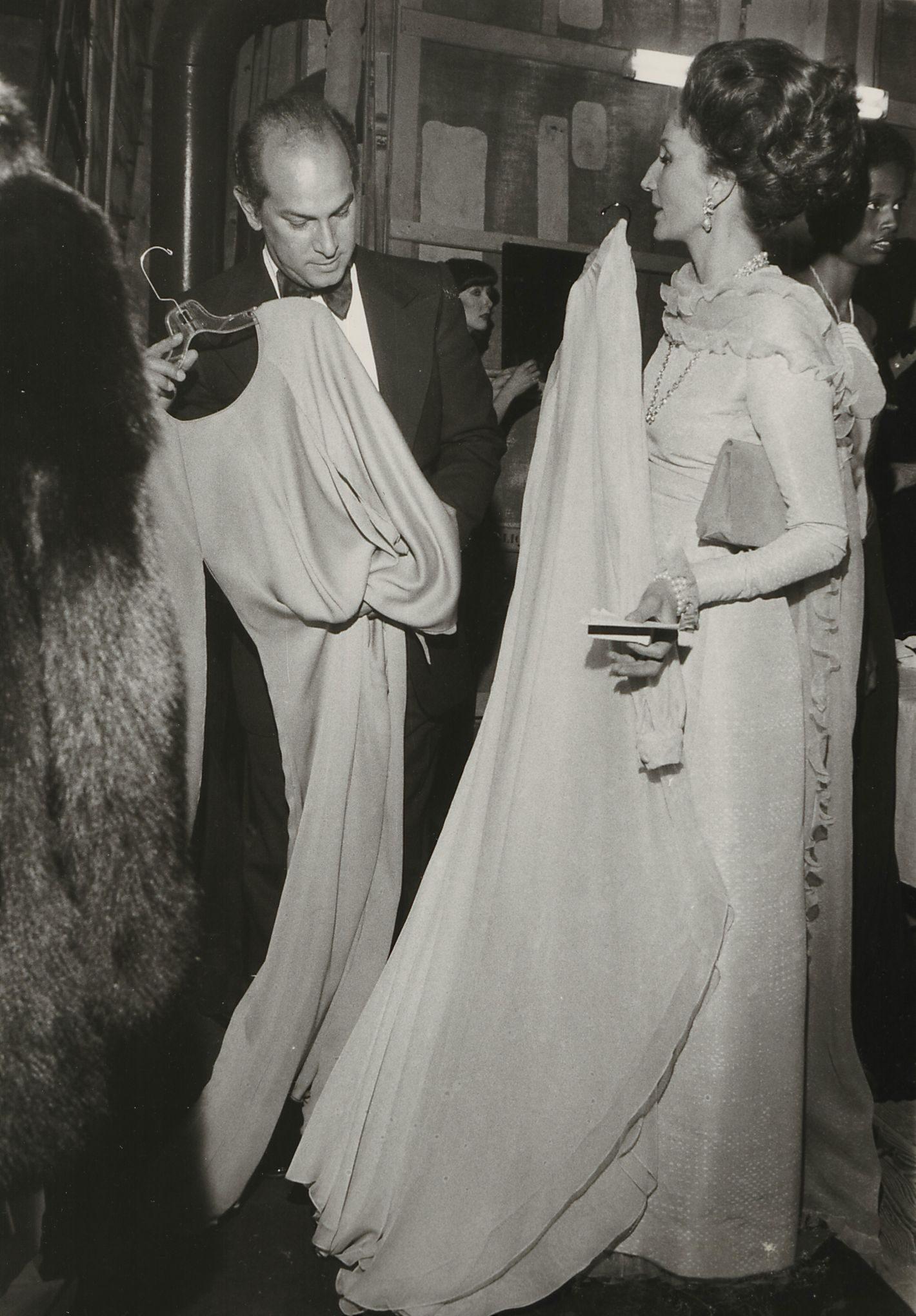 Inside a Retrospective of Oscar de la Rentas Most Sumptuous Designs