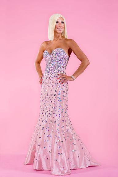 Meet the Pink Ladies Devoted to Mary Kay