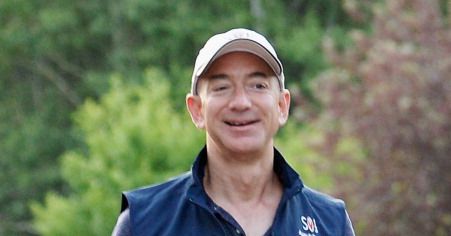 Bezos Wants to Bring Amazon Approach to the Washington Post