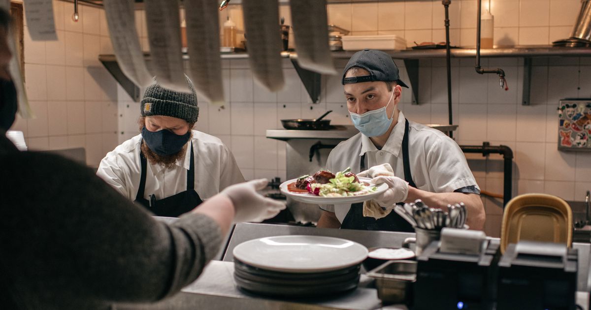 Why It’s So Hard to Hire Restaurant Workers Right Now