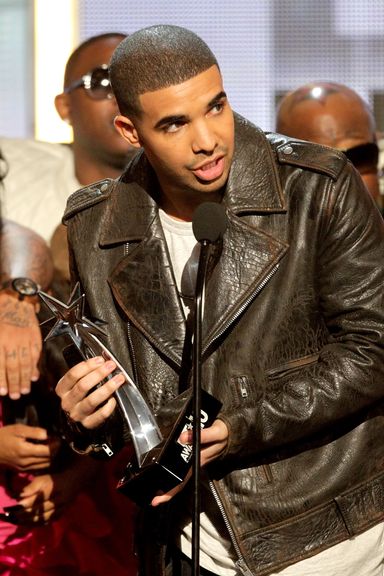 46 Photos of Drake’s Best Style