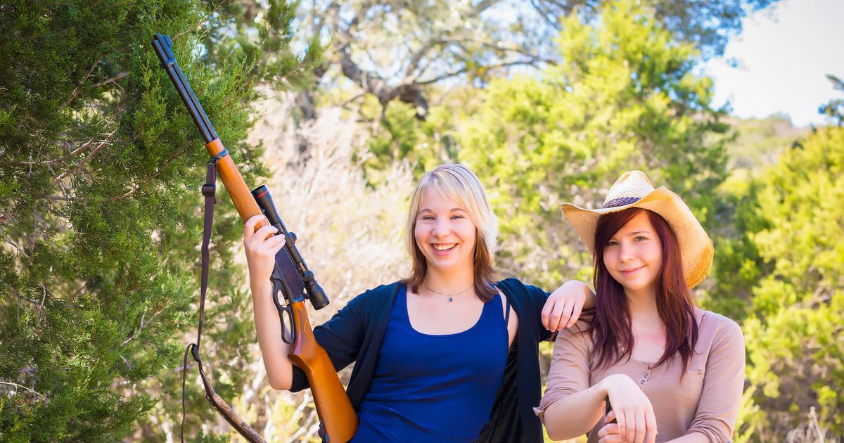 School Board Says Guns in Senior Portraits Are Totally Chill As Long As ...