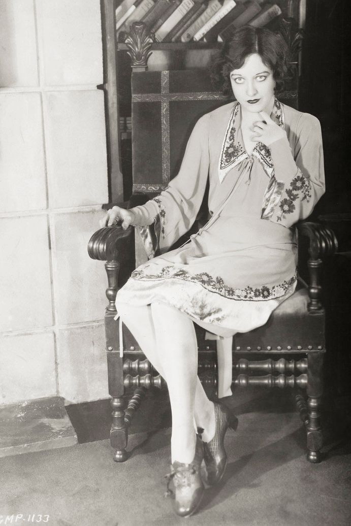 Flappers With Sad Eyes: 20 Exquisite Sorrows