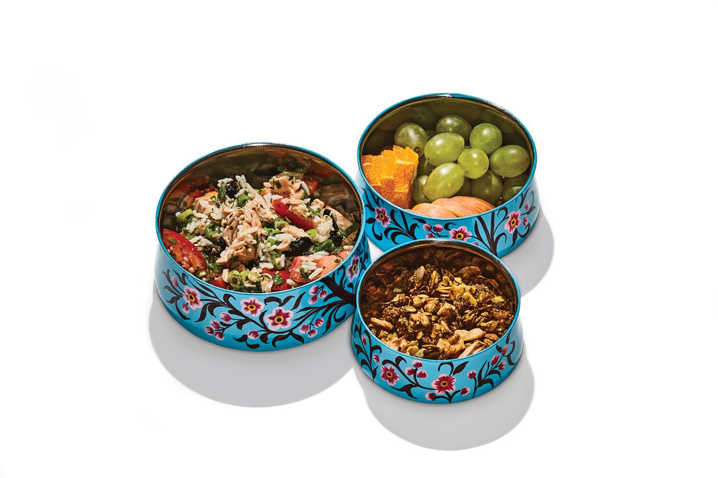 How to Make a Better Desk Lunch at Your Office