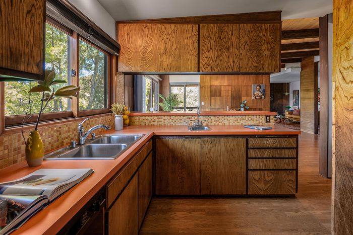 Midcentury Time Capsule For Sale in Glendale
