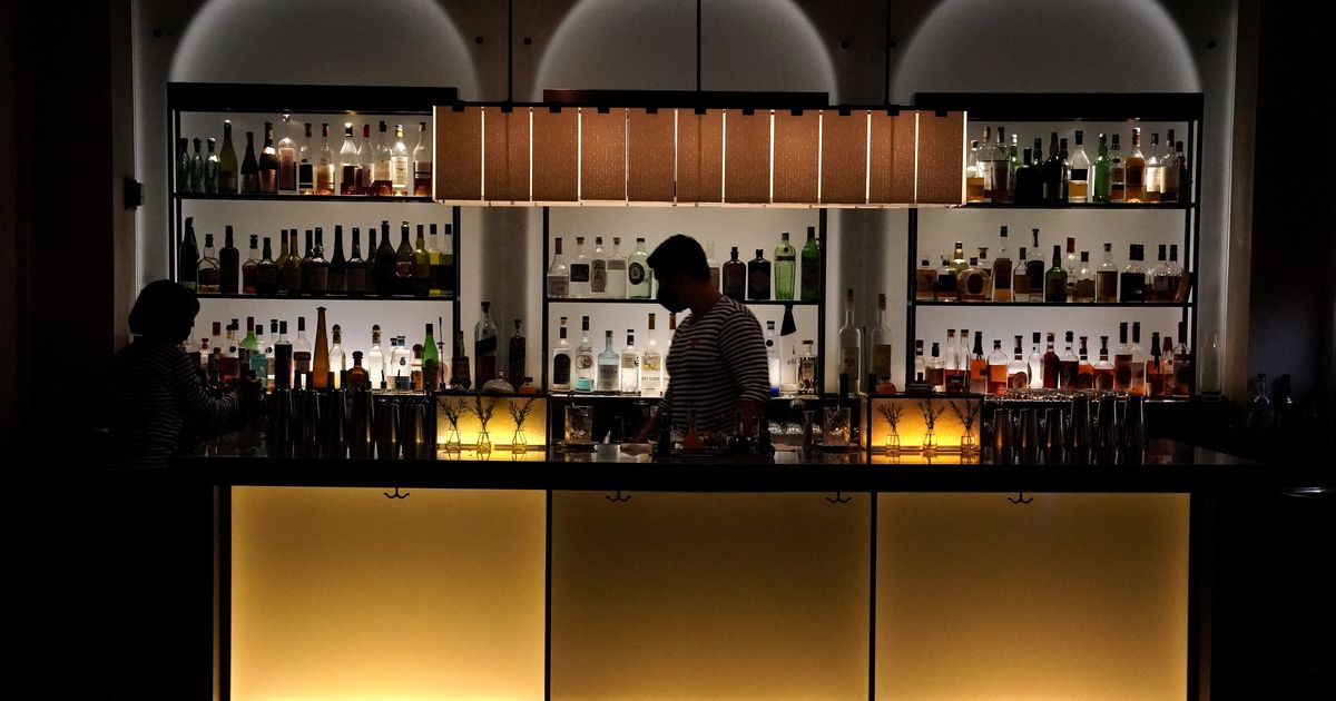 A New Peer-to-Peer Support Group for Restaurant Workers