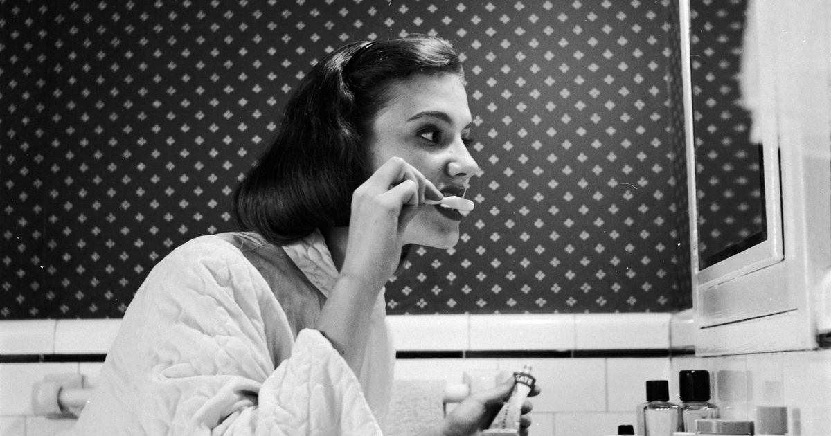 Euthymol Toothpaste Review 2018 | The Strategist