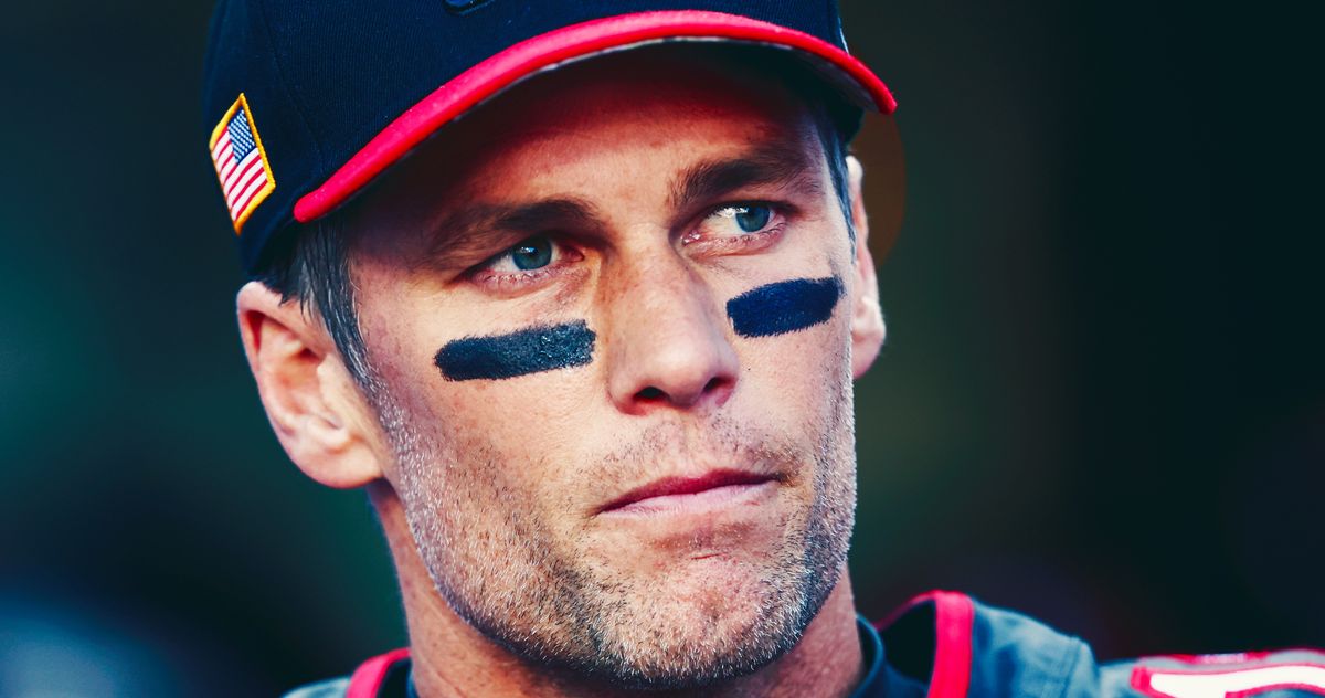 Conspiracy theorists are still convinced Elvis is in Home Alone ...