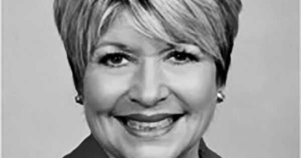 Texas Mayor Under Investigation After Visiting Nail Salon