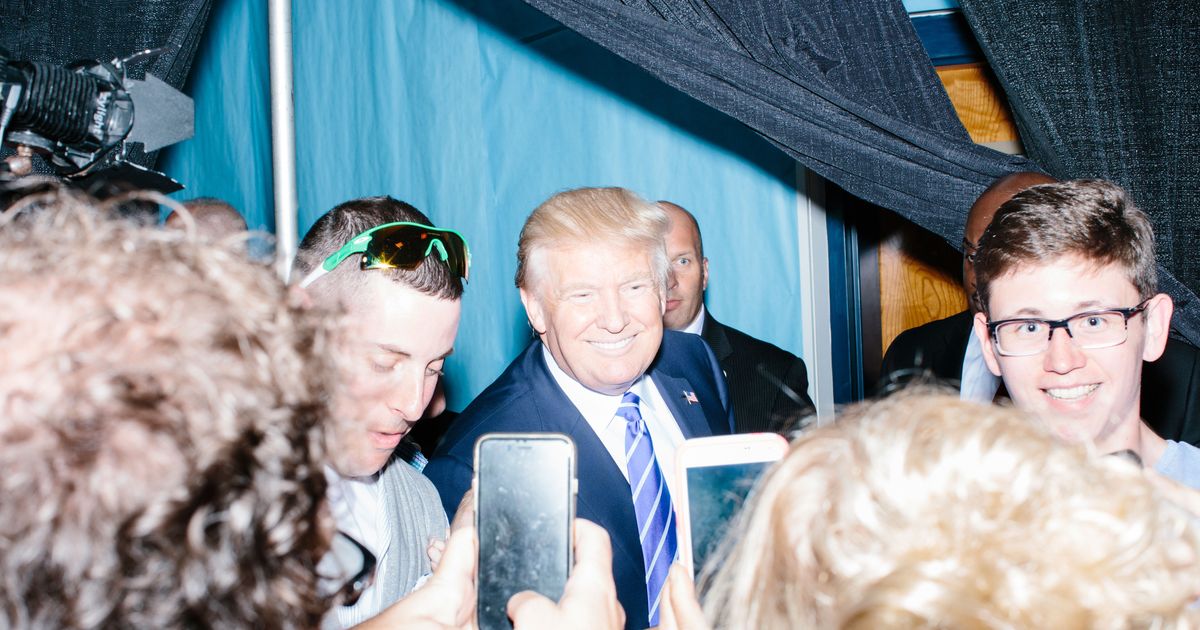 Scenes From a Packed Donald Trump Rally at a New Hampshire High School