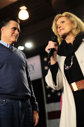 Dressing to Stump: Ann Romney’s Campaign Style