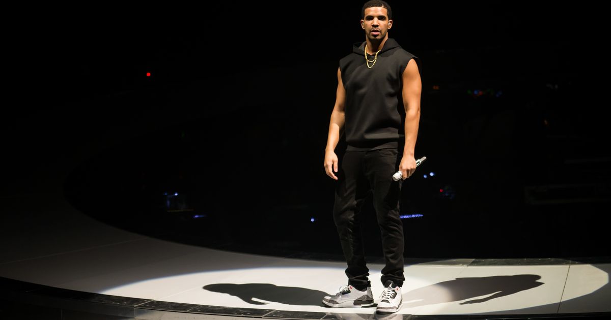 Drake Enjoys Views at the Top of the Billboard 200