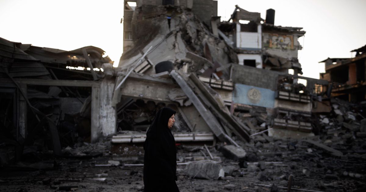 Hillary Clinton Heads to the Middle East Amid Rumors of an Imminent ...