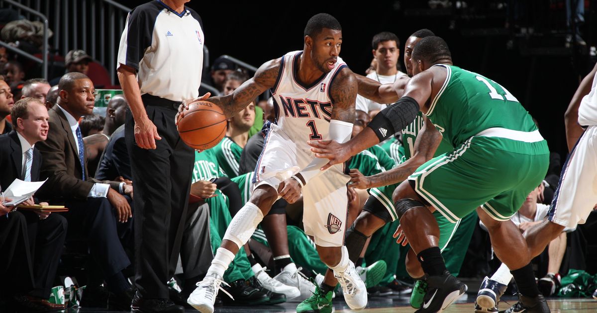 18 Ex-NBA Players Charged in $3.9 Million Health-Care Scam