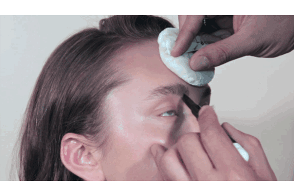 How to Enhance Bushy Eyebrows