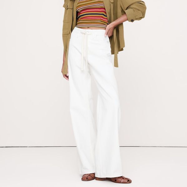 Banana Republic’s Wide-Leg Jeans Are Under $80 Right Now | The Strategist