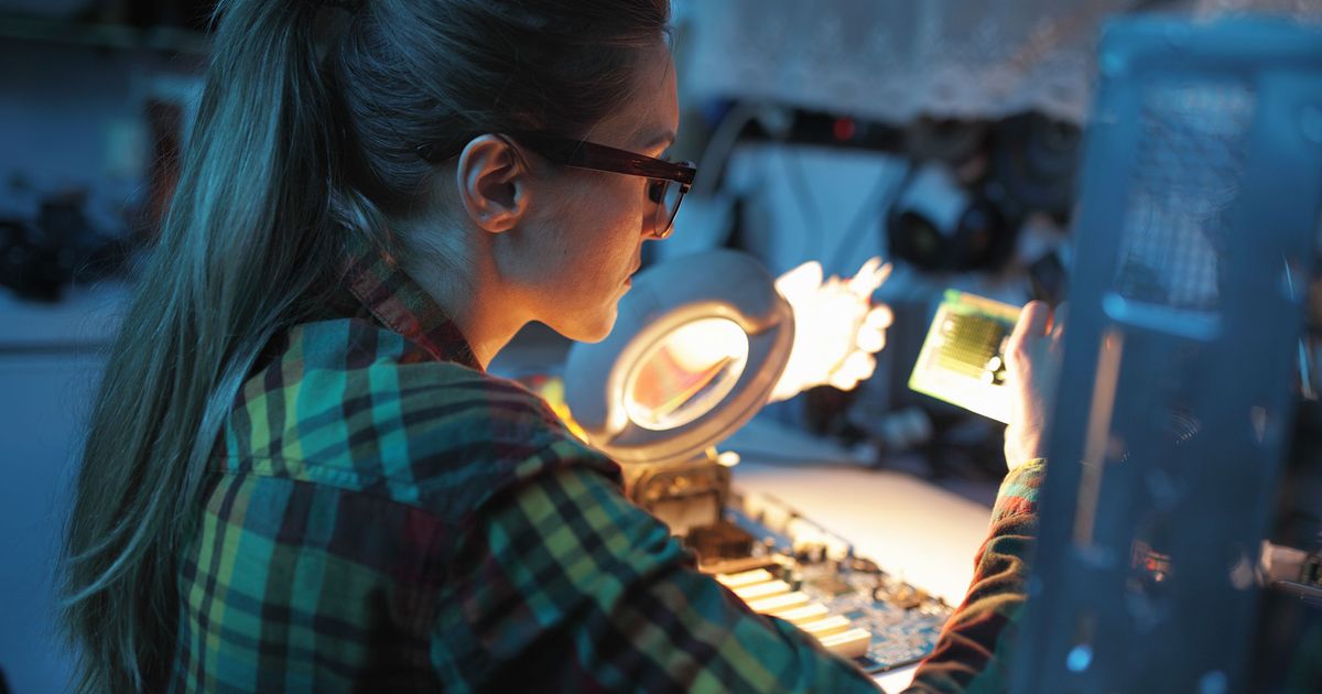 Could a Two-Hour Workshop Help Get More Women Hired in STEM?