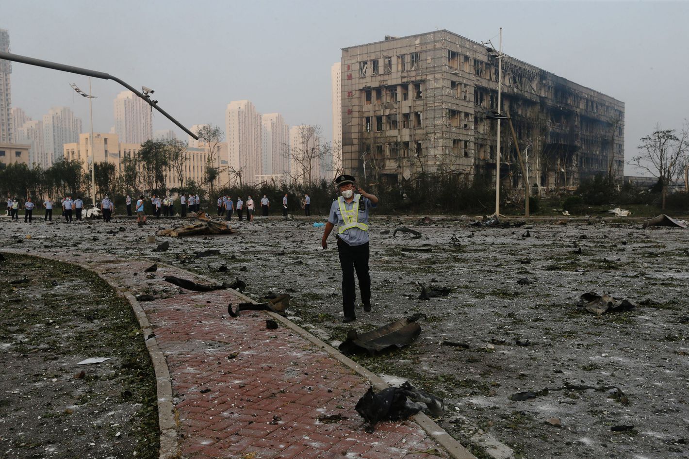 Huge Explosion in Tianjin, China, Kills at Least 50 People, Injures ...