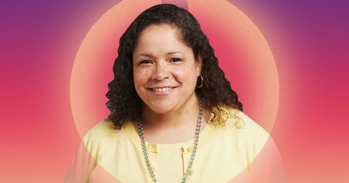 Maybe Try Networking With People You Meet on the Bus?